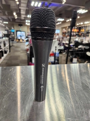 Gear Hunter | Sennheiser - E835