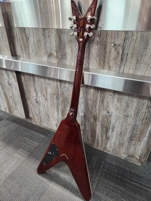 Gear Hunter | DEAN V 79 WITH EMG PICKUPS
