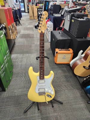 Gear Hunter | Fender - PLAYER STRAT HSH PF BCR