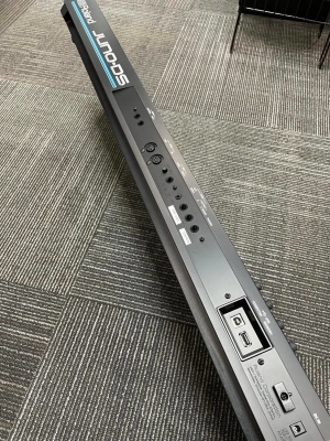 Gear Hunter | Roland - JUNO-DS 61