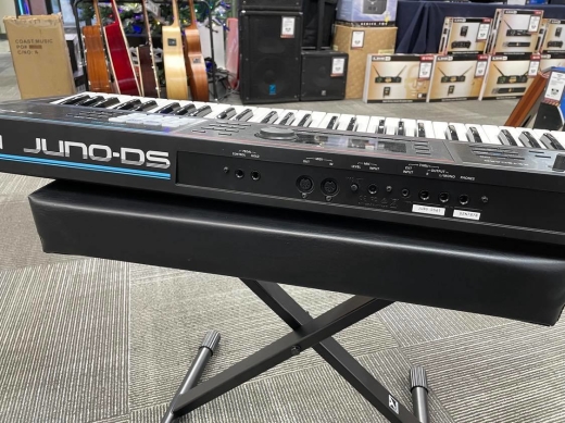 Gear Hunter | Roland - JUNO-DS 61