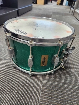 Gear Hunter | MILESTONE SNARE DRUM 14x8 GREEN SPARKLE