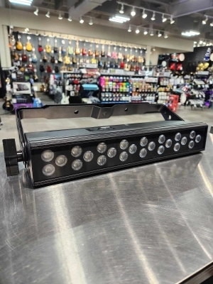 Gear Hunter | American DJ - MEGA 24 PRO