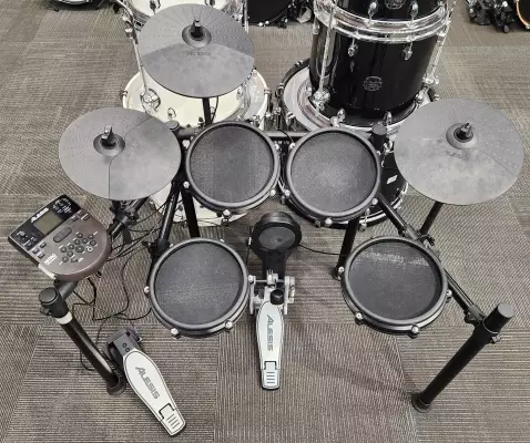Gear Hunter | Alesis Nitro Kit With Mesh Pads
