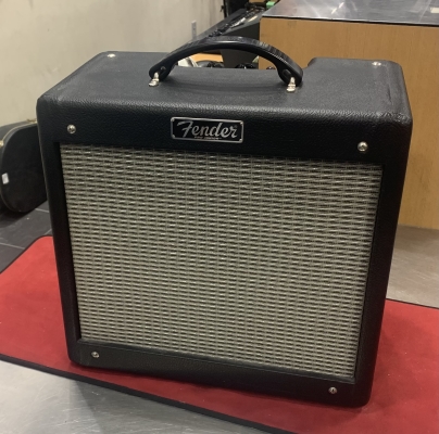 Gear Hunter | FENDER PRO JR III BLACK