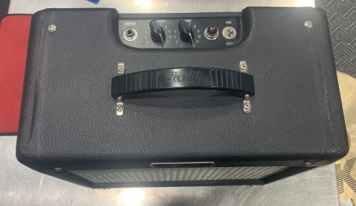 Gear Hunter | FENDER PRO JR III BLACK