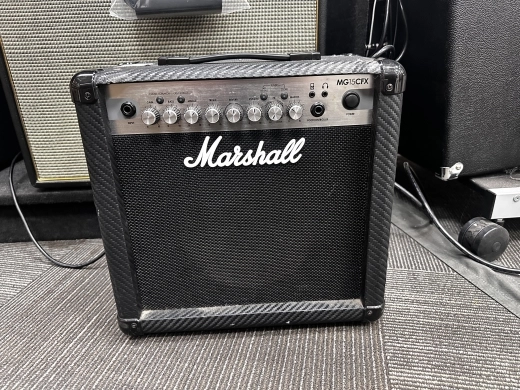Gear Hunter | Marshall - MG15CFX