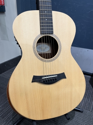 Gear Hunter | Taylor Guitars - ACADEMY 12E V2