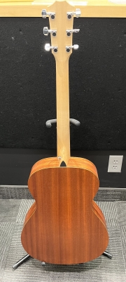 Gear Hunter | Taylor Guitars - ACADEMY 12E V2