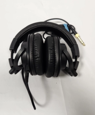 Gear Hunter | Audio-Technica - ATH-M40X
