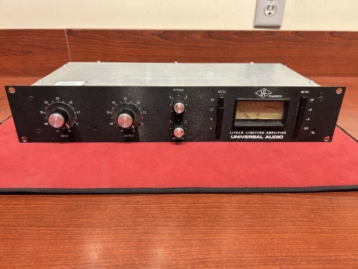 Gear Hunter | Universal Audio - 1176LN