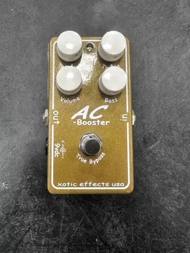 Gear Hunter | Xotic AC Booster Limited Gold Edition