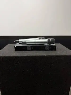 Gear Hunter | Sennheiser - XSW 1-825 DUAL