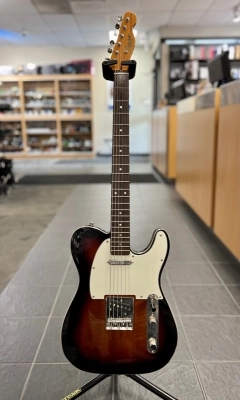 Gear Hunter | Squier - CV Custom Baritone 60's Tele