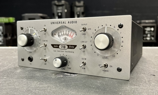 Gear Hunter | Universal Audio - 710 Twin-Finity