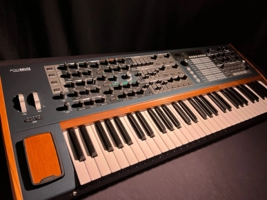 Gear Hunter | Arturia - POLYBRUTE