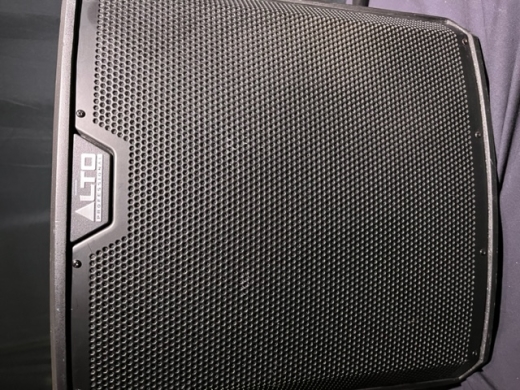 Gear Hunter | Alto Professional - TS212S