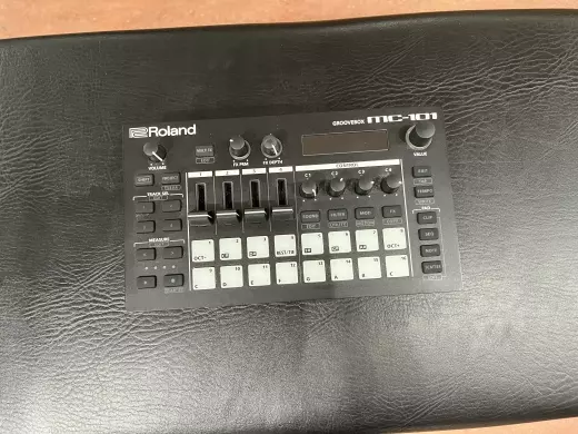 Gear Hunter | Roland MC-101