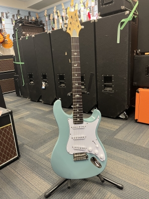 Gear Hunter | PRS SE SILVER SKY STONE BLUE