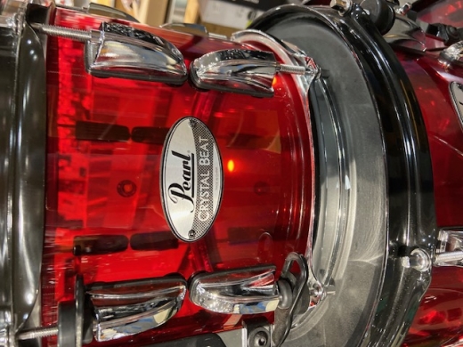 Gear Hunter | Pearl Crystal Beats Shell Pack