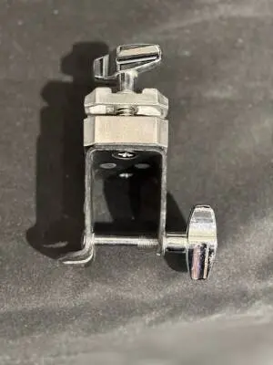 Gear Hunter | Pearl Pipe Clamp