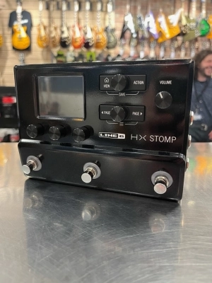 Gear Hunter | Line 6 HX Stomp Multi Effect Processor