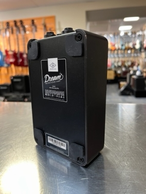 Gear Hunter | Universal Audio UAFX Dream 65 Reverb Amplifier Pedal