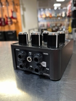 Gear Hunter | Universal Audio UAFX Dream 65 Reverb Amplifier Pedal