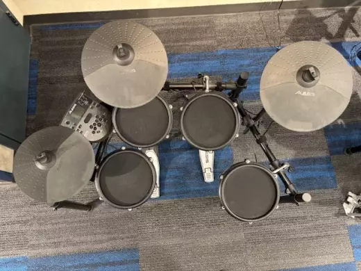 Gear Hunter | Alesis - NITRO MESH KIT