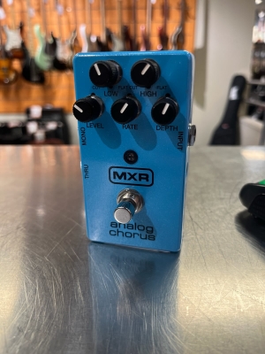 Gear Hunter | MXR ANALOG CHORUS