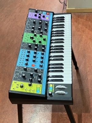 Gear Hunter | Moog Matriarch 4 Note Paraphonic Analogue Synth