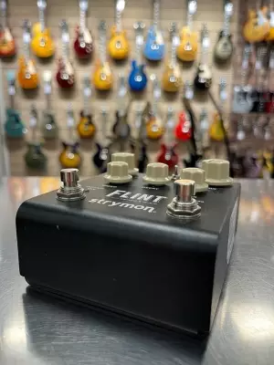 Gear Hunter | Strymon Flint Reverb And Tremolo Pedal V2