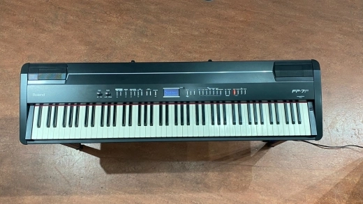 Gear Hunter | Roland FP-7F Black