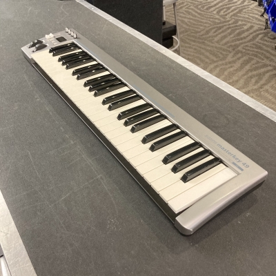 Gear Hunter | Acorn Instruments - MASTERKEY 49