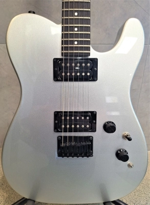 Gear Hunter | Fender BOXER TELE HH RW INCA SILVER