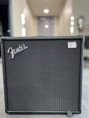 Gear Hunter | FENDER RUMBLE STUDIO 40