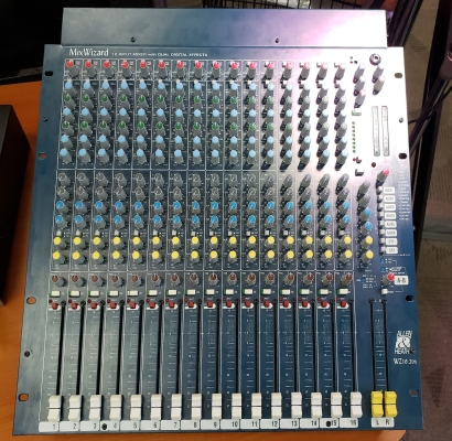 Gear Hunter | Allen & Heath MixWizard WZ16:2DX Mixer