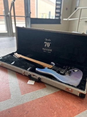 Gear Hunter | Strat Ultra 70th Anniversary Amethyst Sparkle