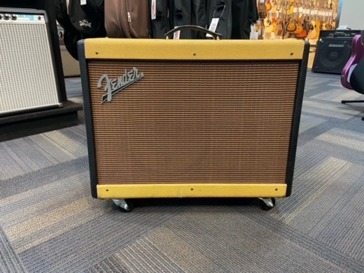 Gear Hunter | Fender - 223-0200-052