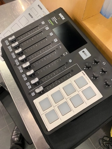 Gear Hunter | Rode - RODECASTER PRO