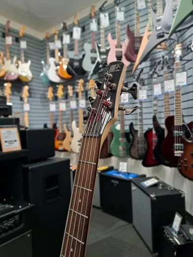 Gear Hunter | Ibanez - SR305EBWK