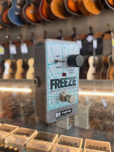 Gear Hunter | Electro-Harmonix - FREEZE