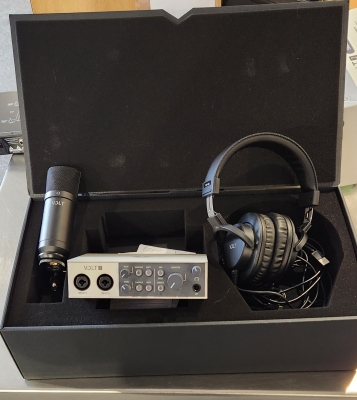 Gear Hunter | VOLT 2 STUDIO PACK