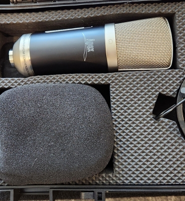 Gear Hunter | Apex - APEX435B Mic