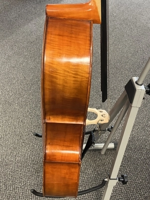 Gear Hunter | Eastman Strings - VC200ST