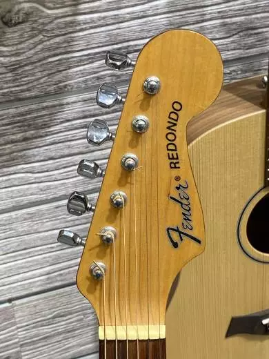 Gear Hunter | Fender Redondo