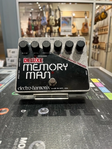 Gear Hunter | Electro-Harmonix - MEMORY MAN
