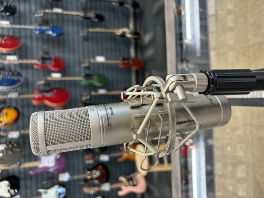 Gear Hunter | Apex 460 Multi-Pattern Studio Tube condenser Microphone