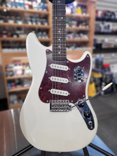 Gear Hunter | Squier - Paranormal Cyclone