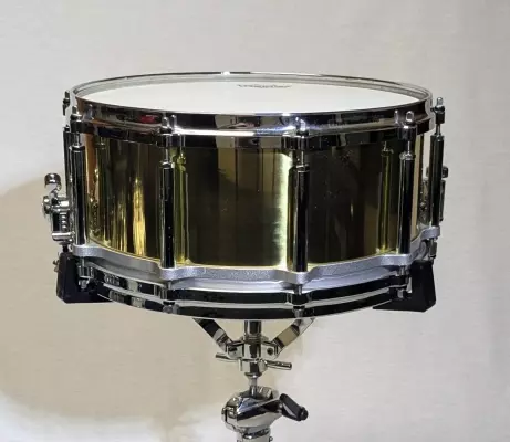 Gear Hunter | Pearl - Free Floating 14"x5" Brass Snare Drum